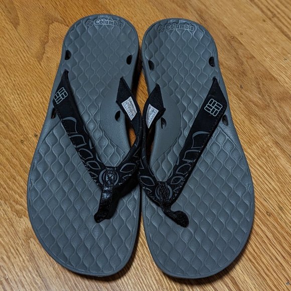 Columbia | Shoes | Columbia Omni Grip Black Grey Water Flip Flop Sandal ...
